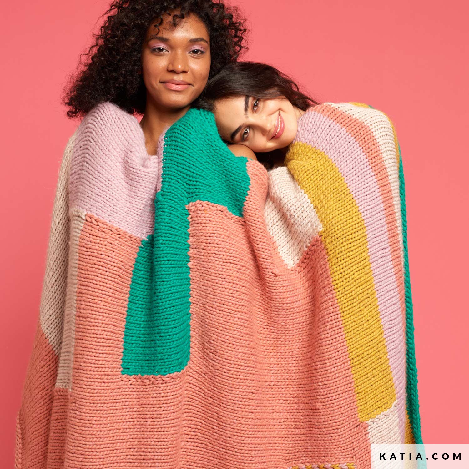 Wow! Kit Sis colorful knit blanket - kit | Katia.com