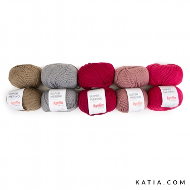 Bunny Blanket: 16 balls and a soft toy + Bunny in Wonderland KAL - kit ...