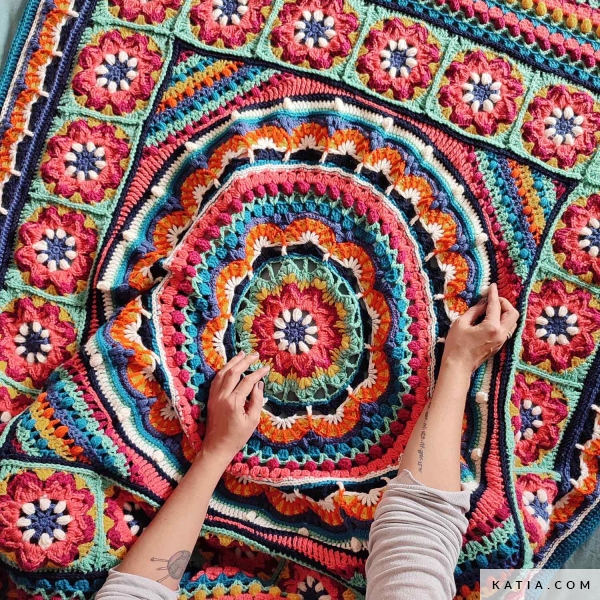 Karma CAL Kit gehaakte deken - kit | Katia.com