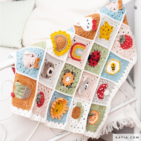 Kit CAL Mini Explorer | Coperta granny squares 3D - kit | Katia.com