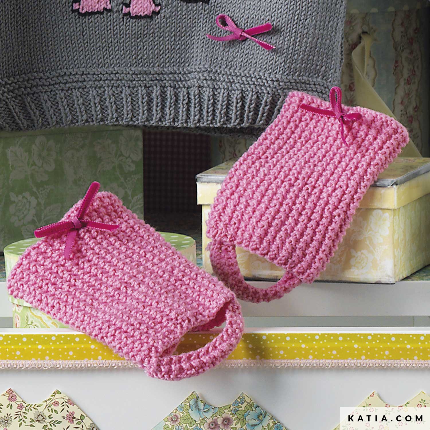 Gaiters - Baby - Autumn / Winter - models & patterns | Katia.com