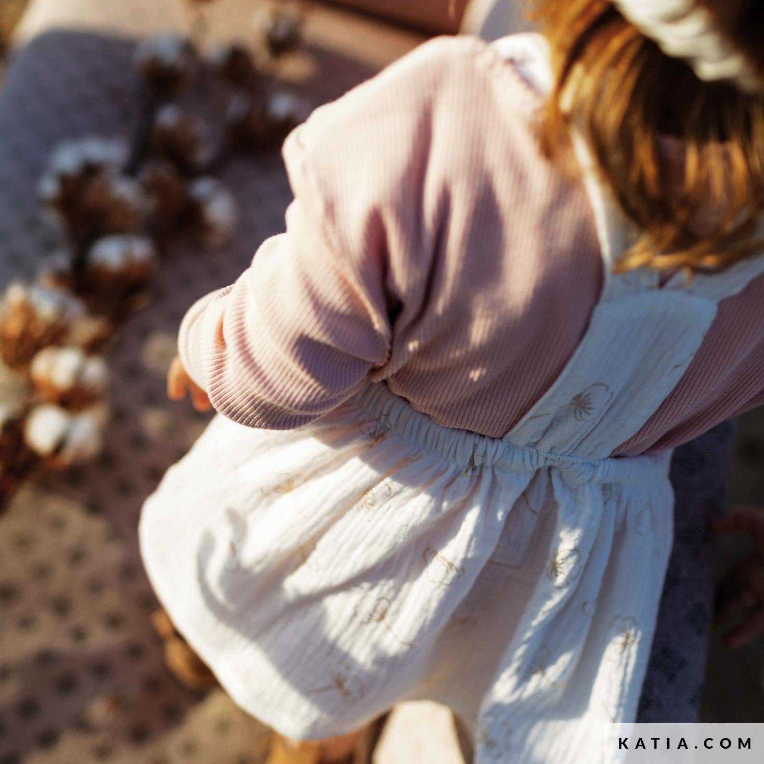 Sewing pattern Pinafore with straps in size Little | Katia.com