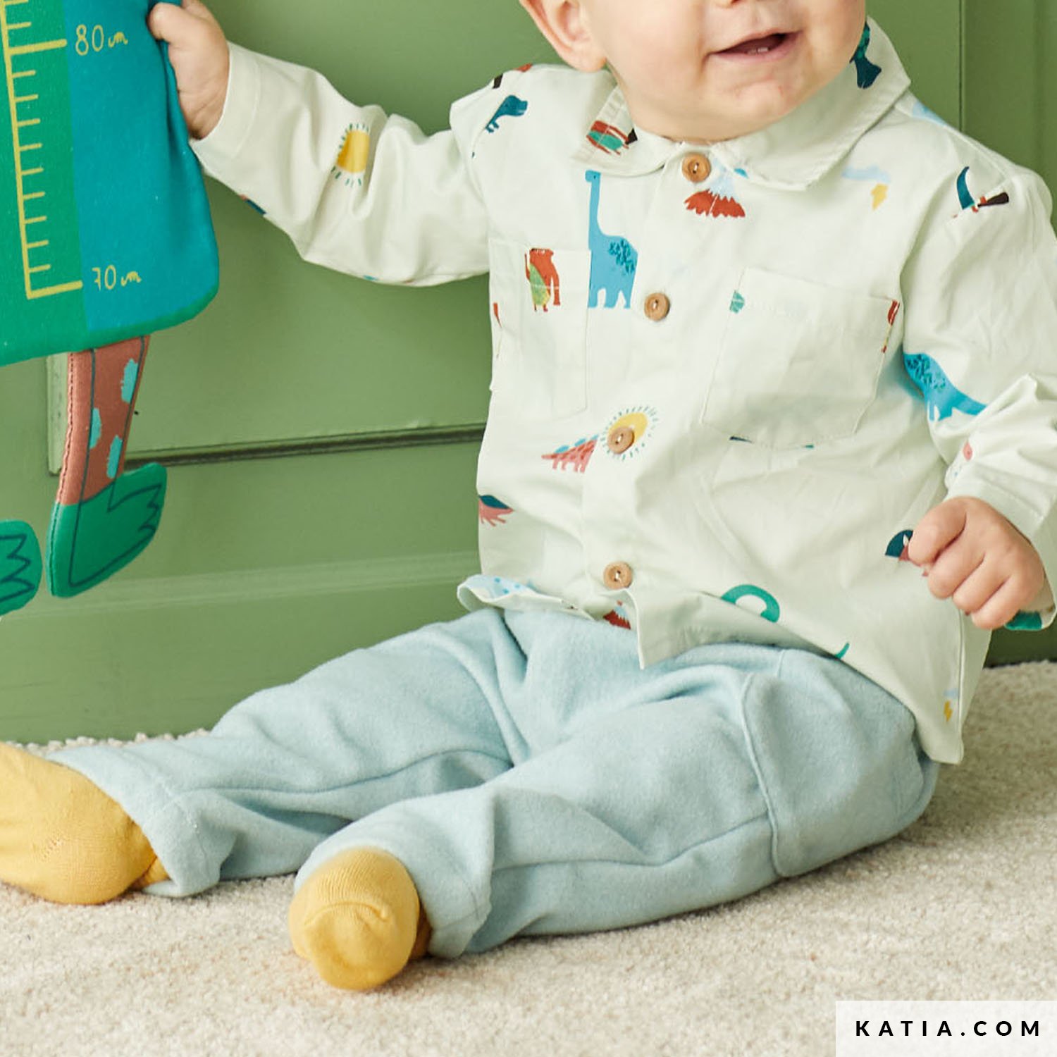 Baby trousers with pockets | Katia.com