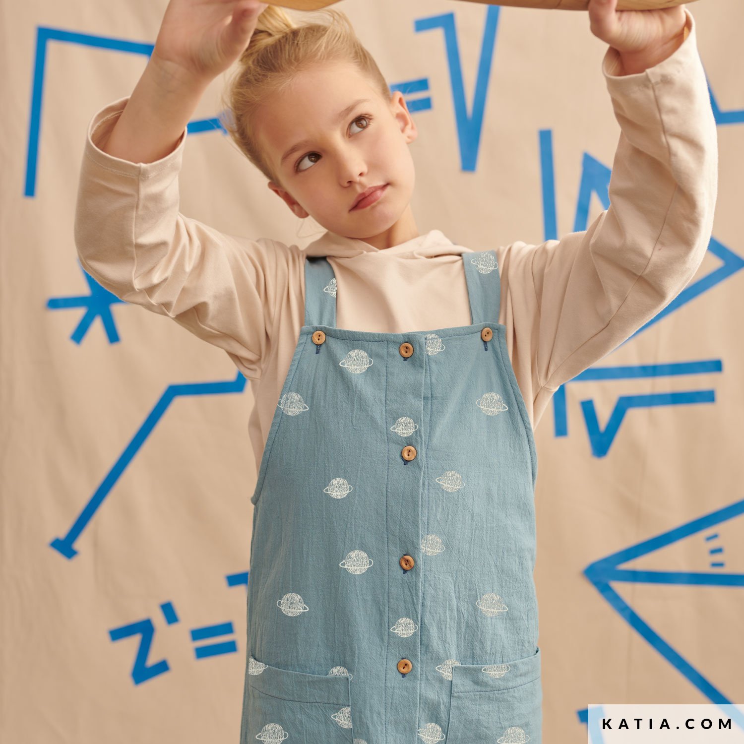 Pinafore dress for size Kids | Katia.com