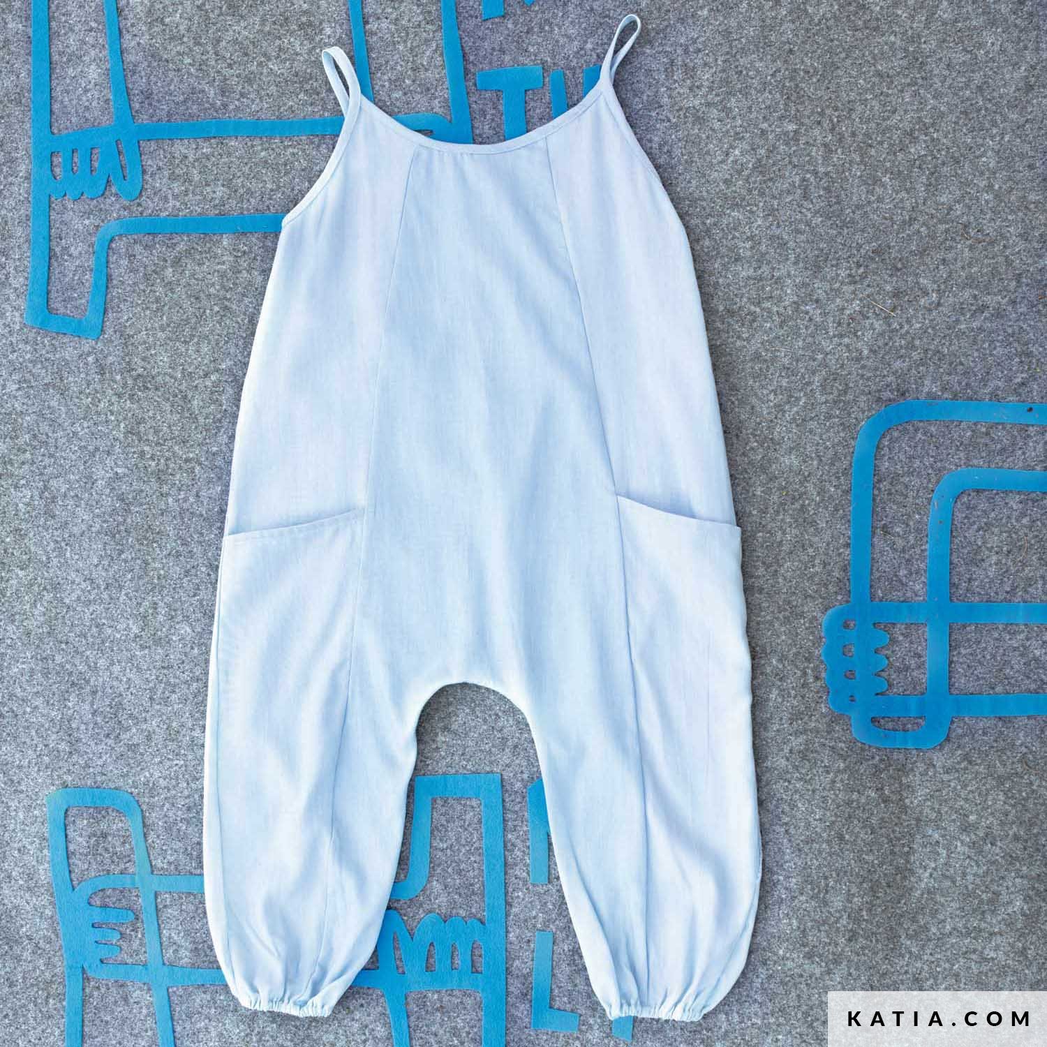 Little romper suit with pockets | Katia.com