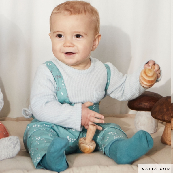 Baby trousers with straps | Katia.com