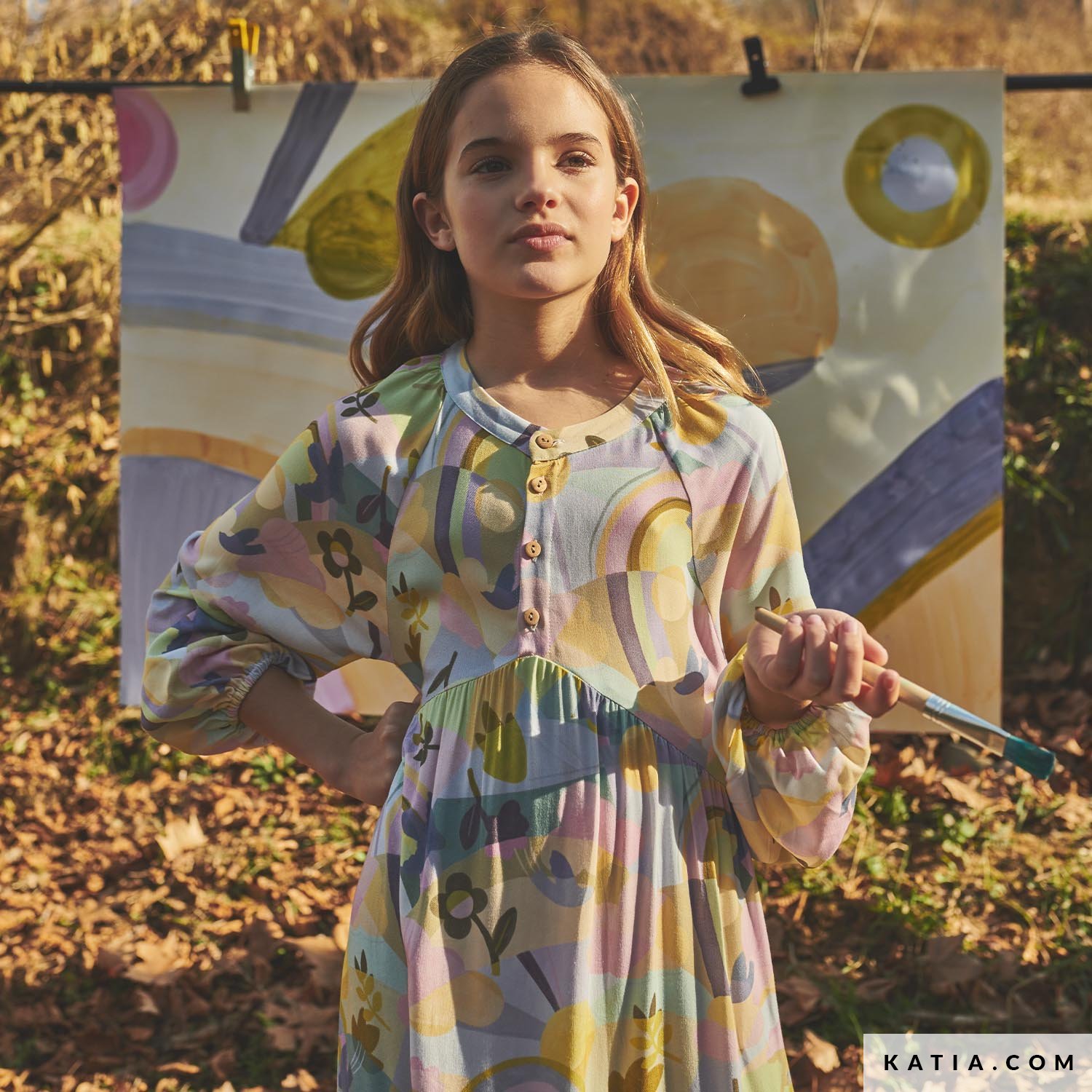 Schnittmuster langärmeliges Kleid mit gekräuseltem Rock | Katia.com