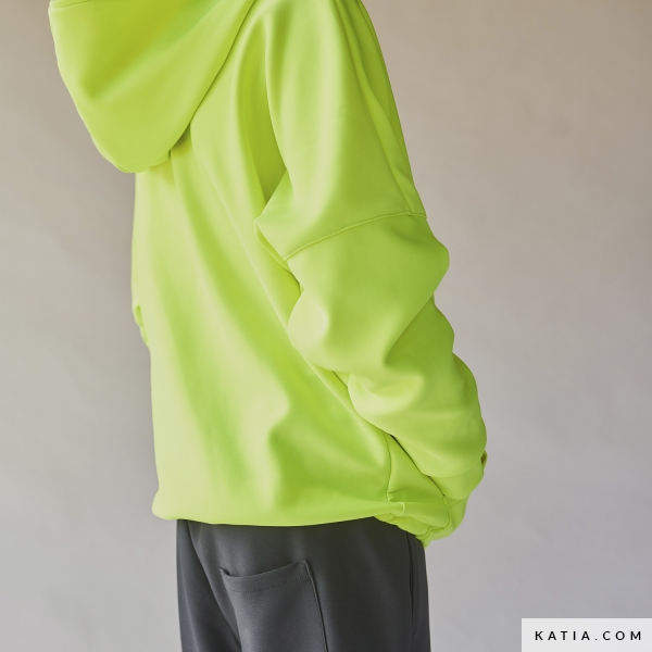 Hooded zip-up sweatshirt sewing pattern | Katia.com