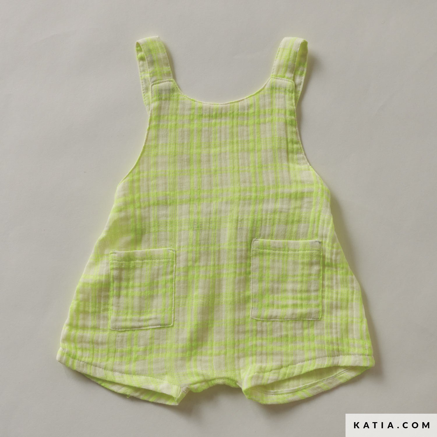 Patrón de costura peto de bebé | Katia.com