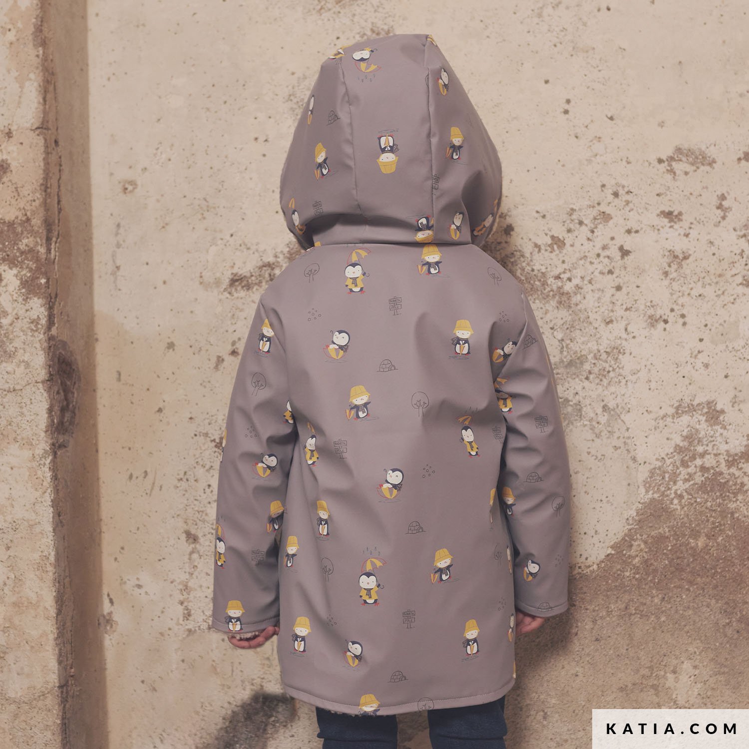 Patron de couture imperméable à capuche et avec des poches | Katia.com