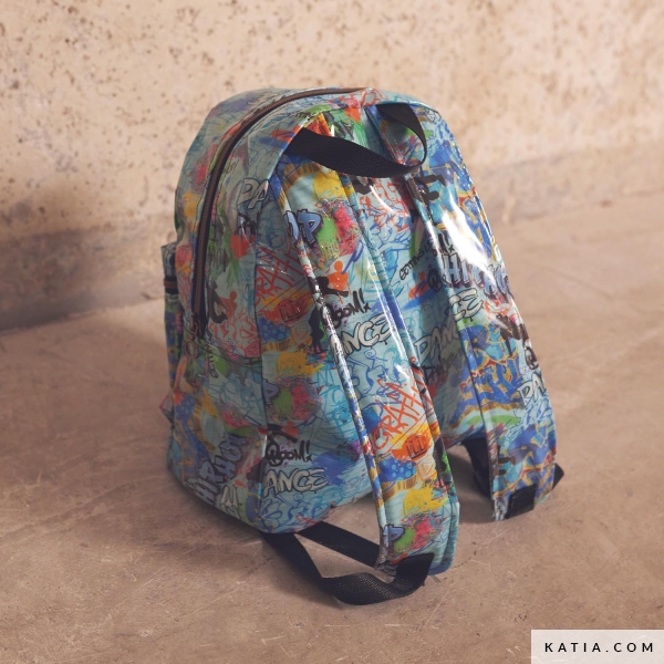 Sewing pattern for a basic children’s backpack | Katia.com