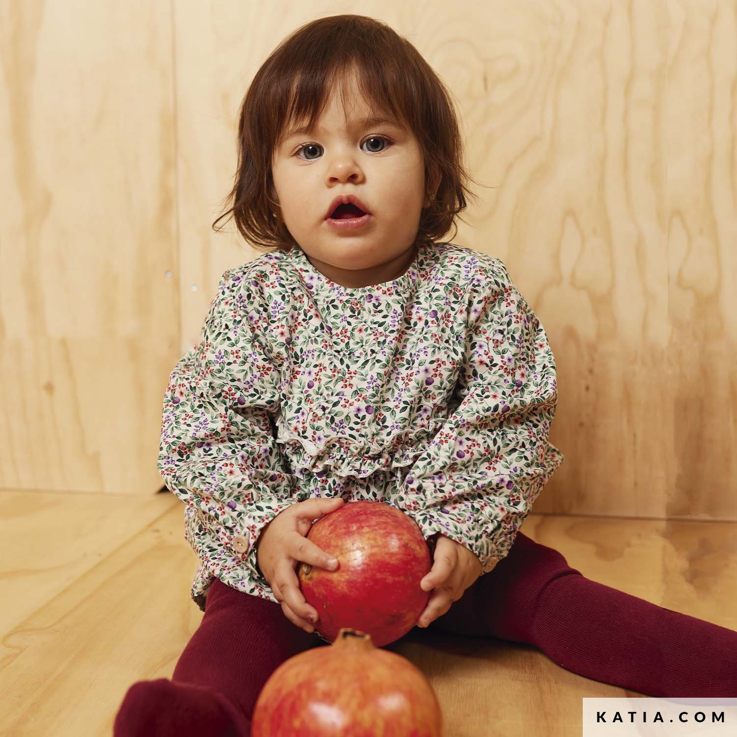 Patron de couture PDF - Robe avec un petit volant froncé | Katia.com