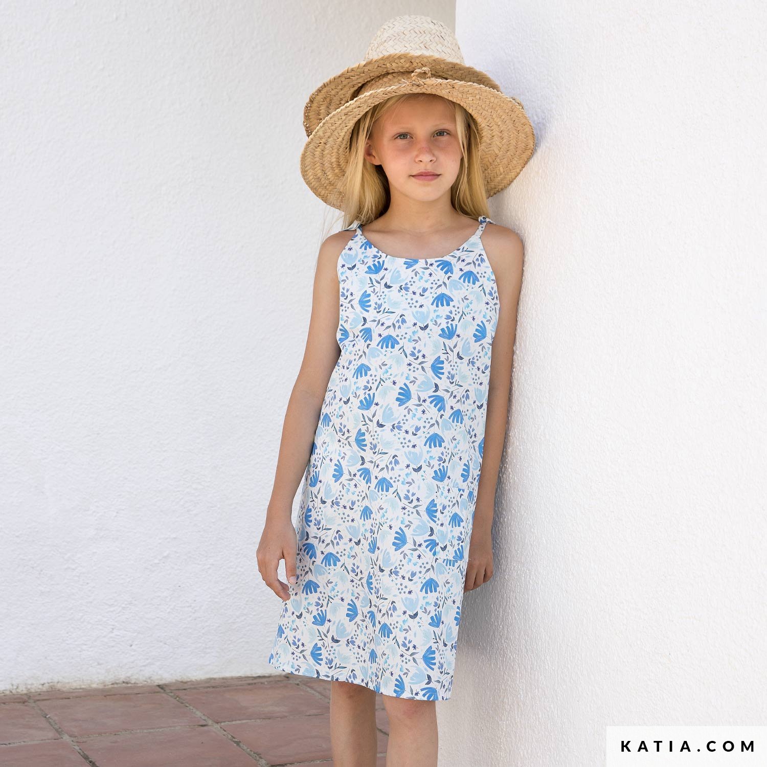 P134 - Spring arrival Aqua - Spring / Summer | Katia.com