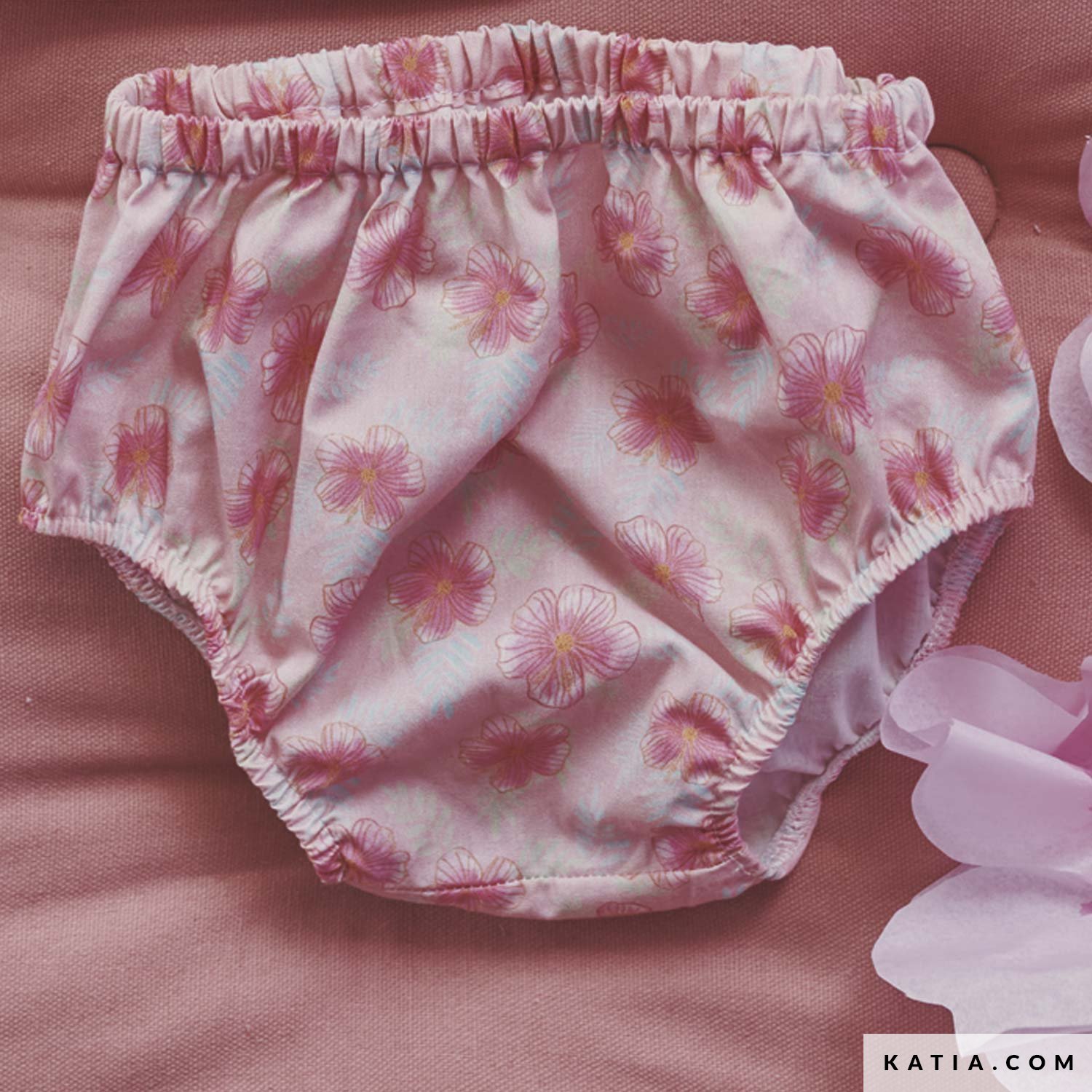 P142 - Hibiscus - Spring / Summer | Katia.com