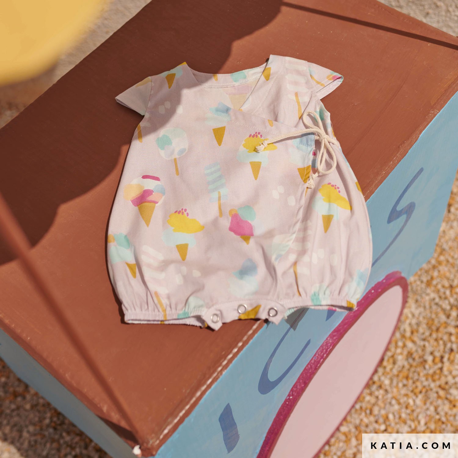 Poplin Ice Cream Time cotton poplin fabric - Spring / Summer | Katia.com