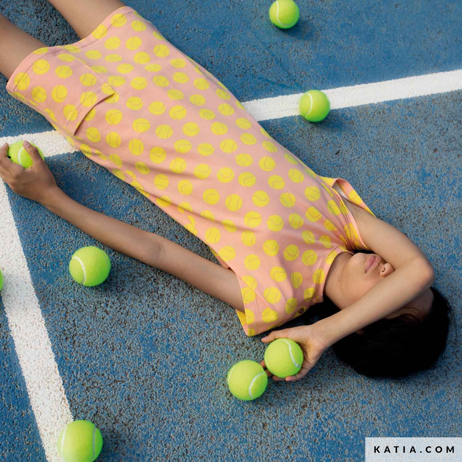 J74 - Pink Balls - Spring / Summer | Katia.com