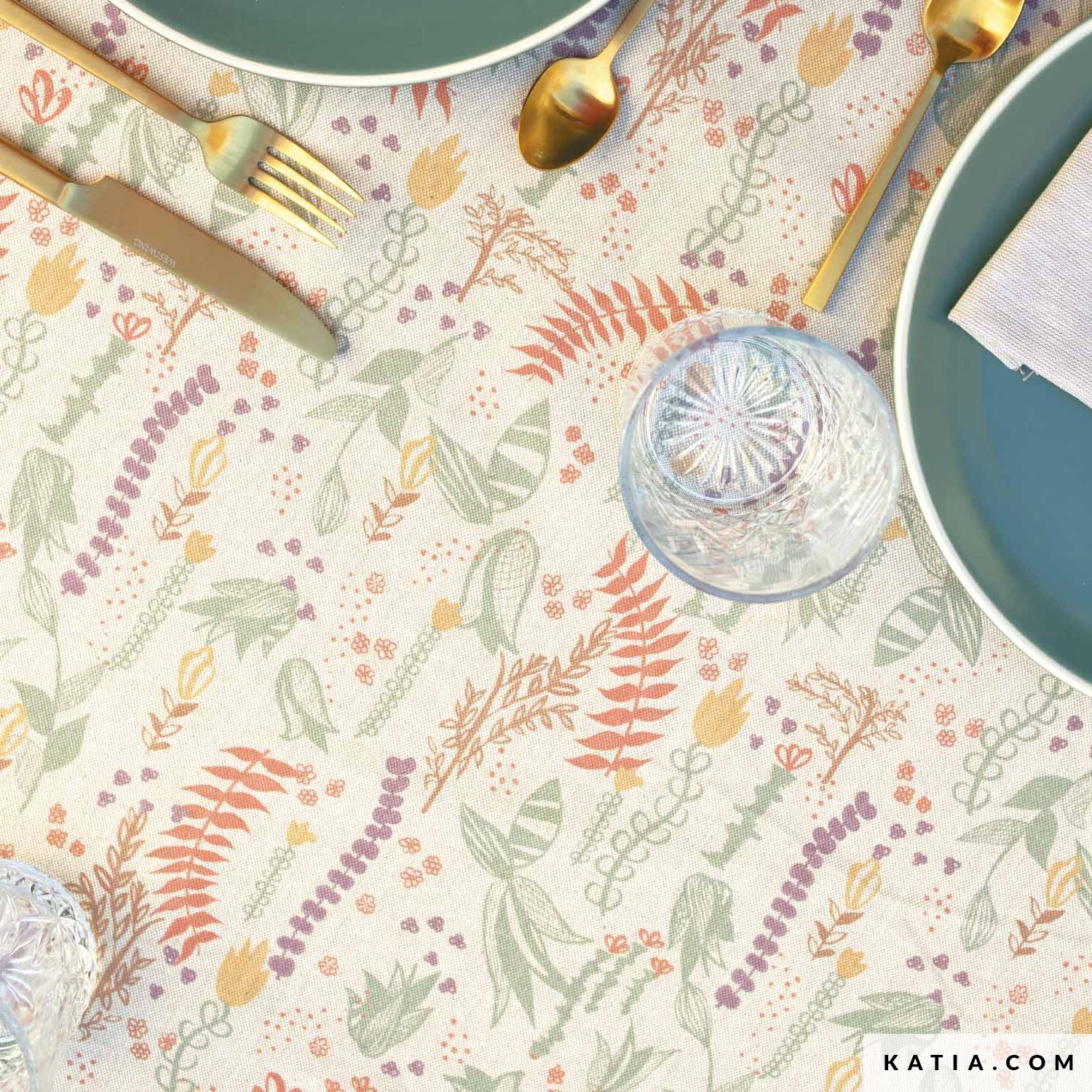 Tissu en toile Canvas Katia Awards - | Katia.com