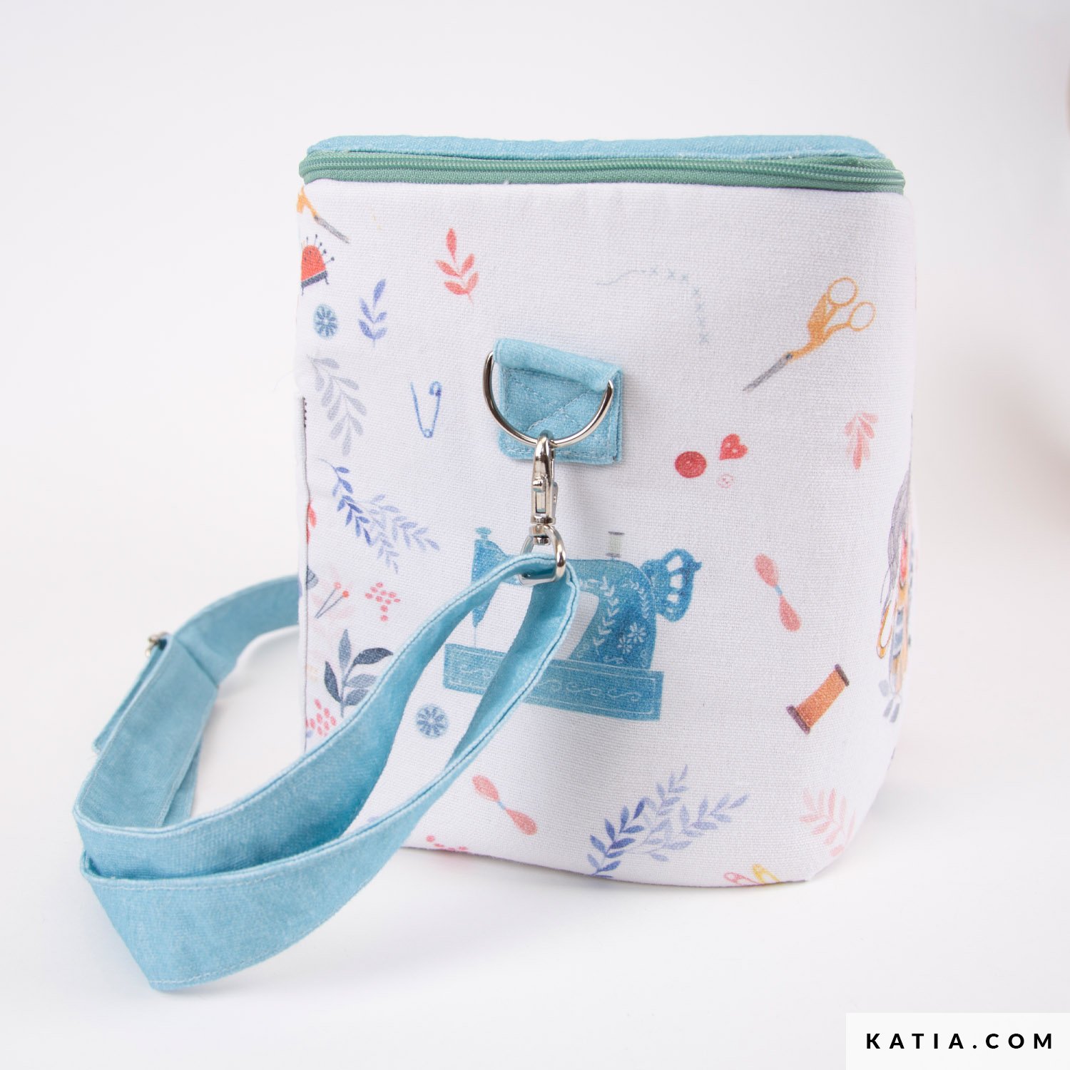 Canvas Slim fabric panel to sew a sewing box - | Katia.com