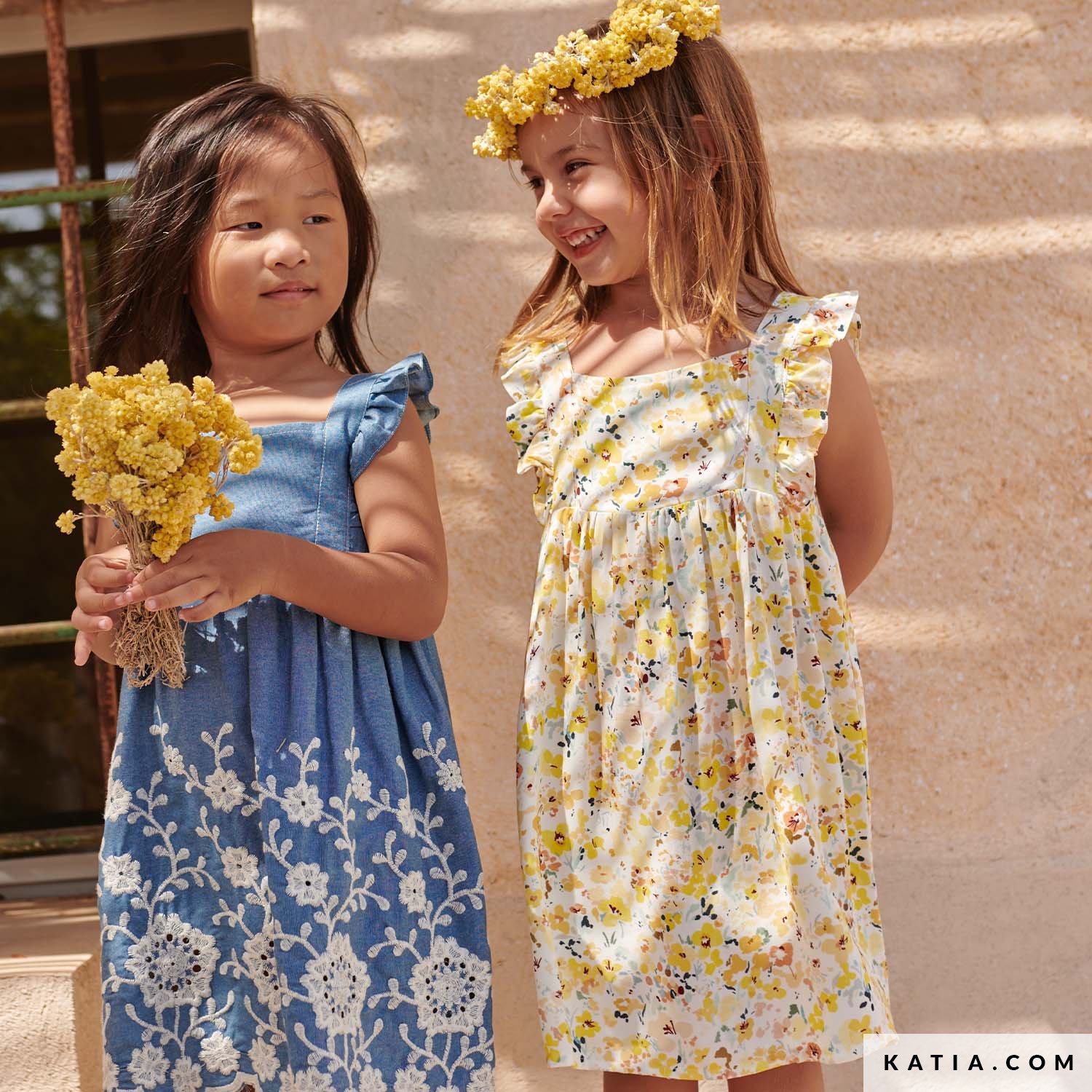 Canolas Landscape viscose fabric - Spring / Summer | Katia.com
