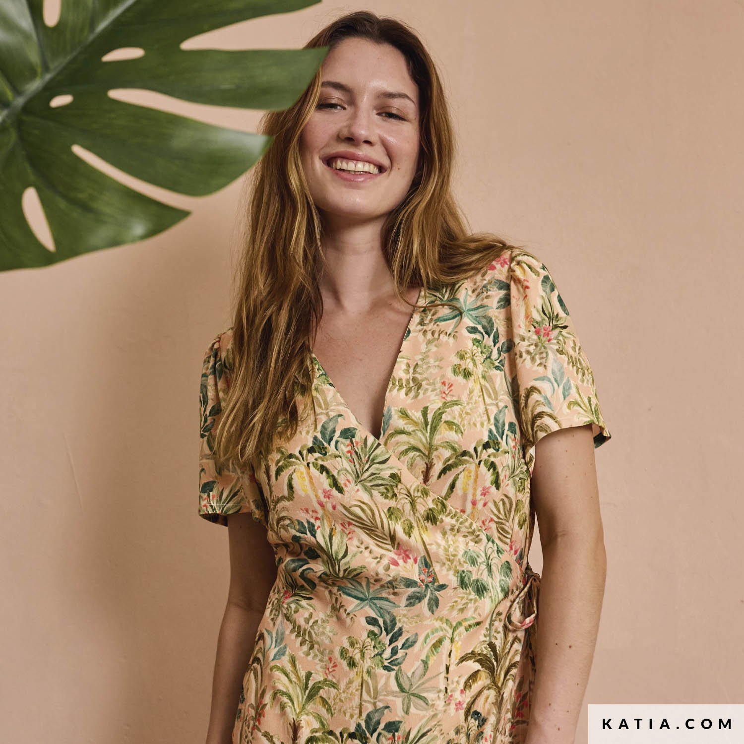 Viscose-Stoff EcoVero mit tropischem Muster - Frühjahr / Sommer | Katia.com