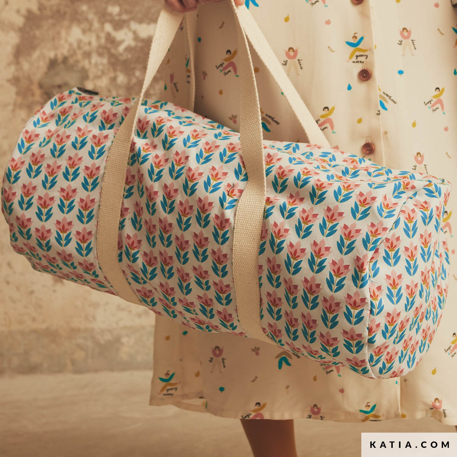 70’s Flowers cotton poplin fabric - Autumn / Winter | Katia.com