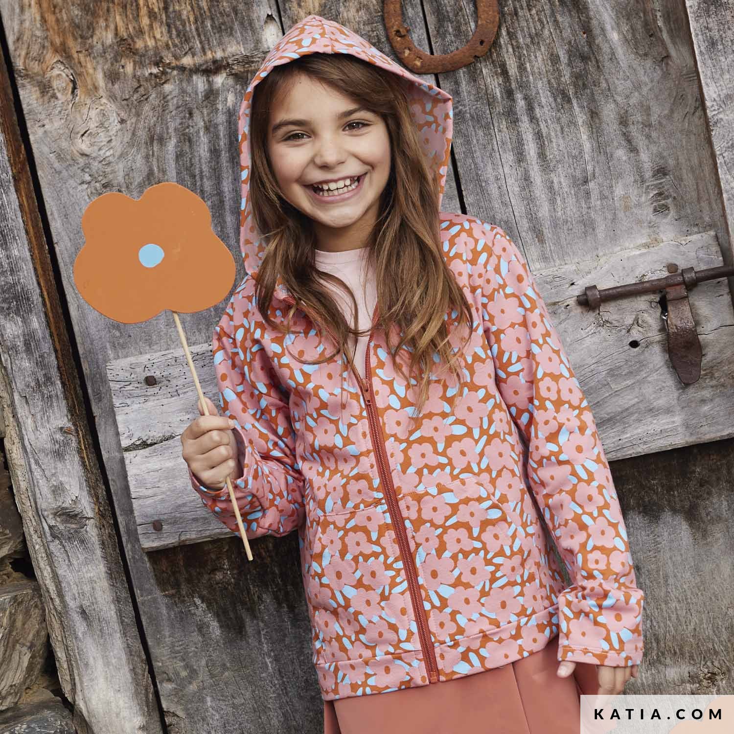 Antelopes Dream cotton fleece fabric - Autumn / Winter | Katia.com