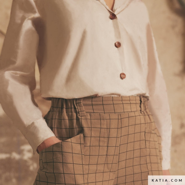 Plain light gray cotton poplin fabric - | Katia.com