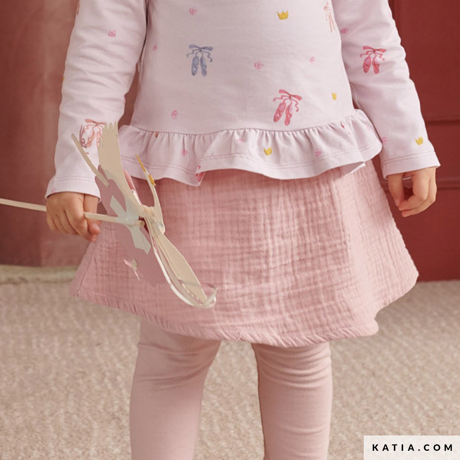 Mousseline Solid Make Up muslin fabric - Autumn / Winter | Katia.com