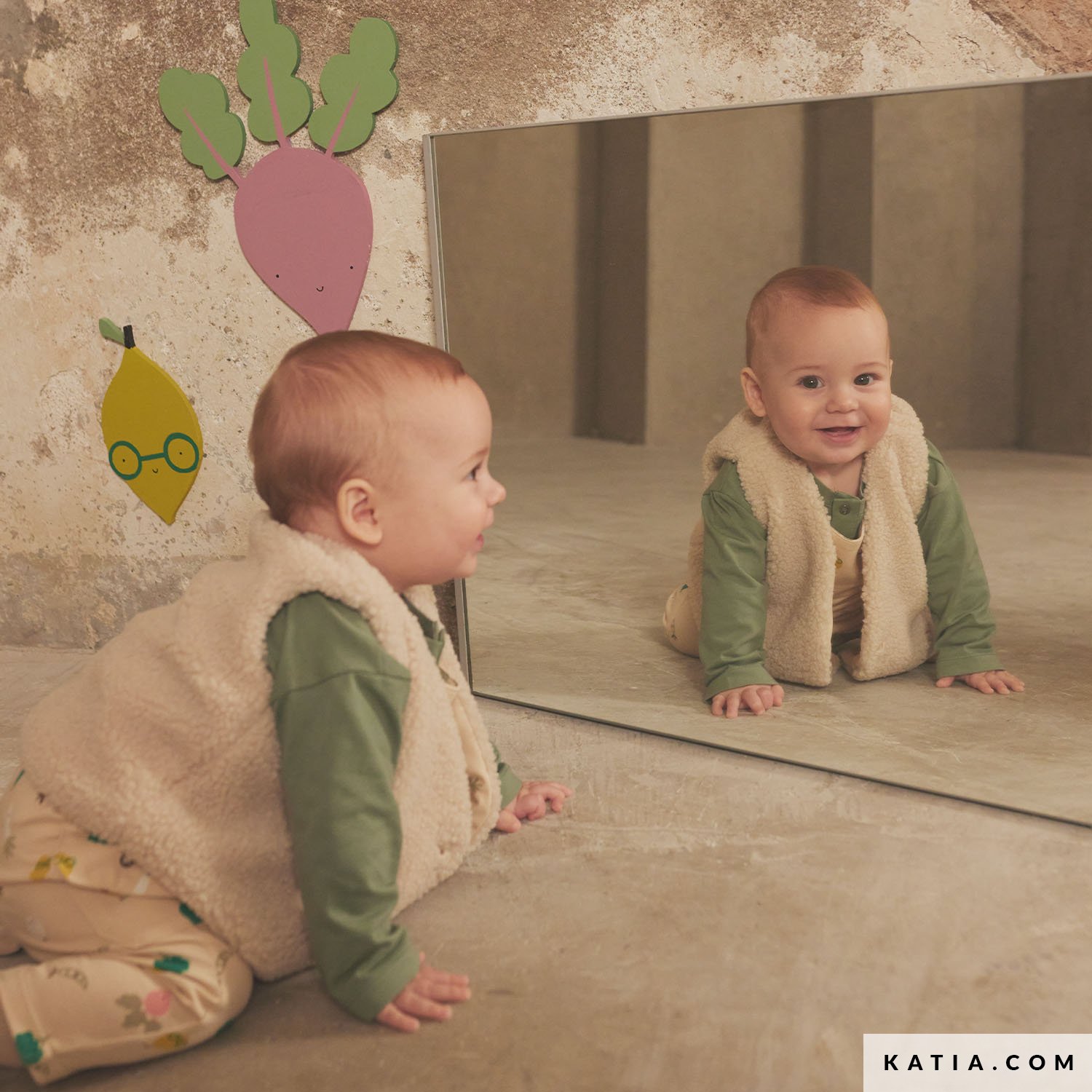 Cream Sherpa Fabric sheepskin fabric - Autumn / Winter | Katia.com