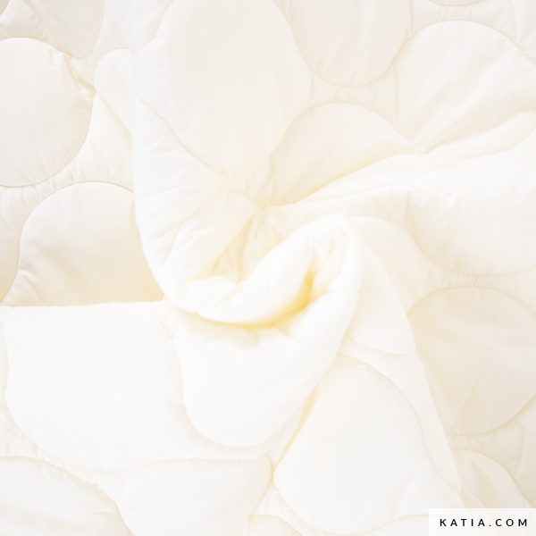 Tela acolchada de Nylon en color blanco - Otoño / Invierno | Katia.com