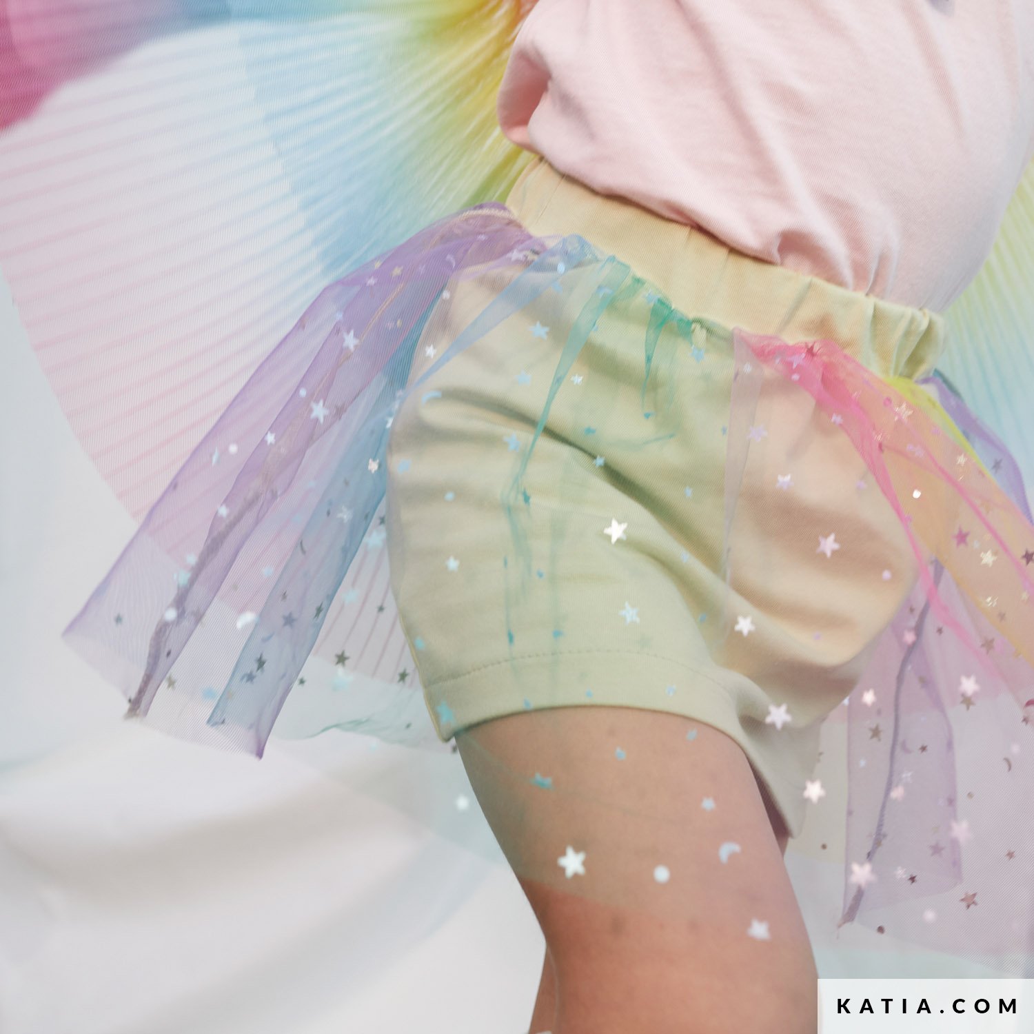 Soft Multi-colour Tulle Rainbow Dots Fabric - Autumn / Winter | Katia.com