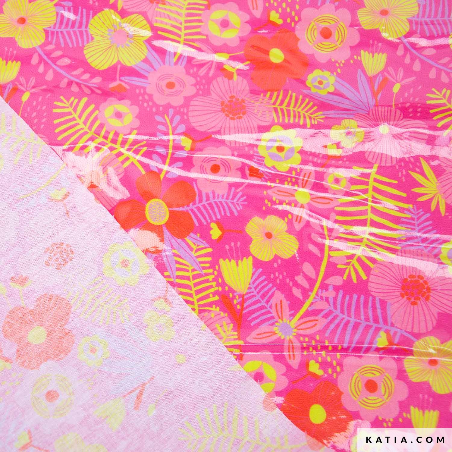 Tropical Fuchsia PU Laminated Cotton fabric - | Katia.com