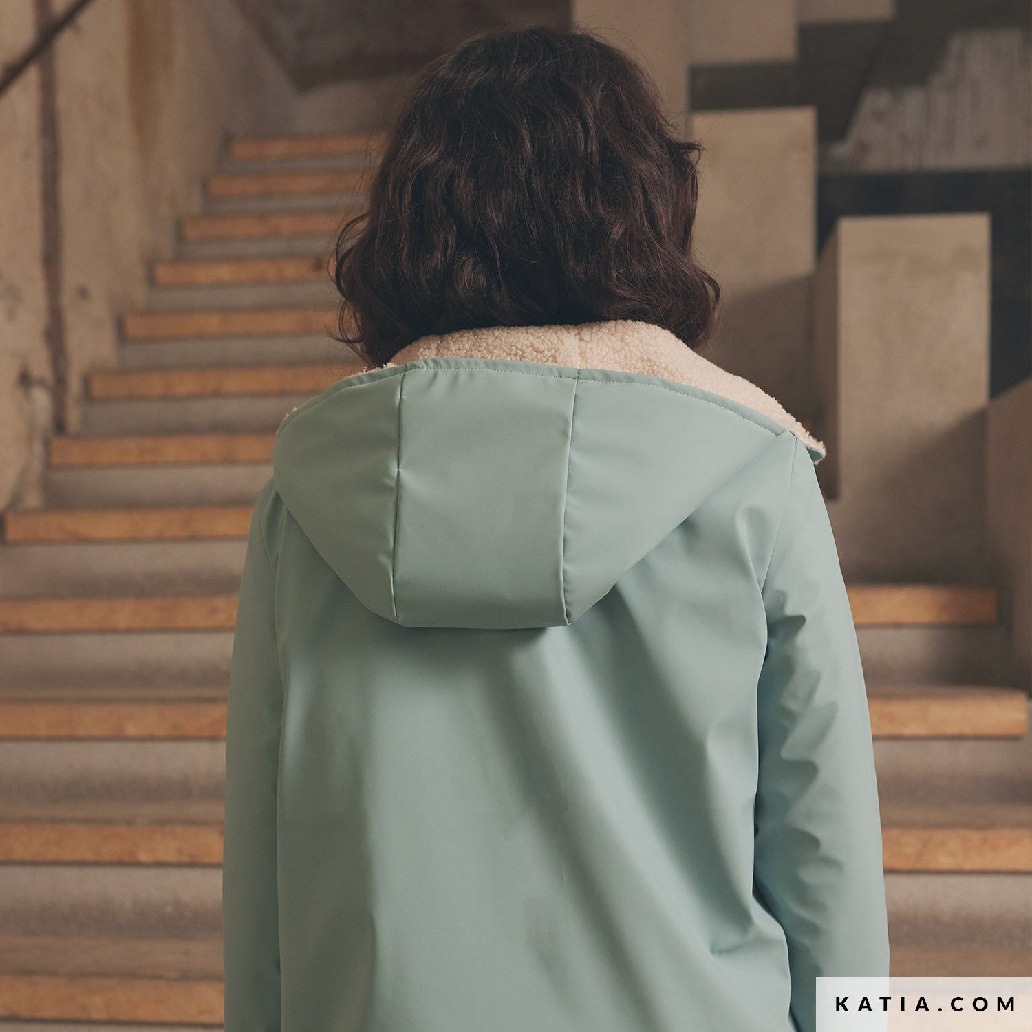 Aqua green Raincoat PU waterproof fabric - Autumn / Winter | Katia.com