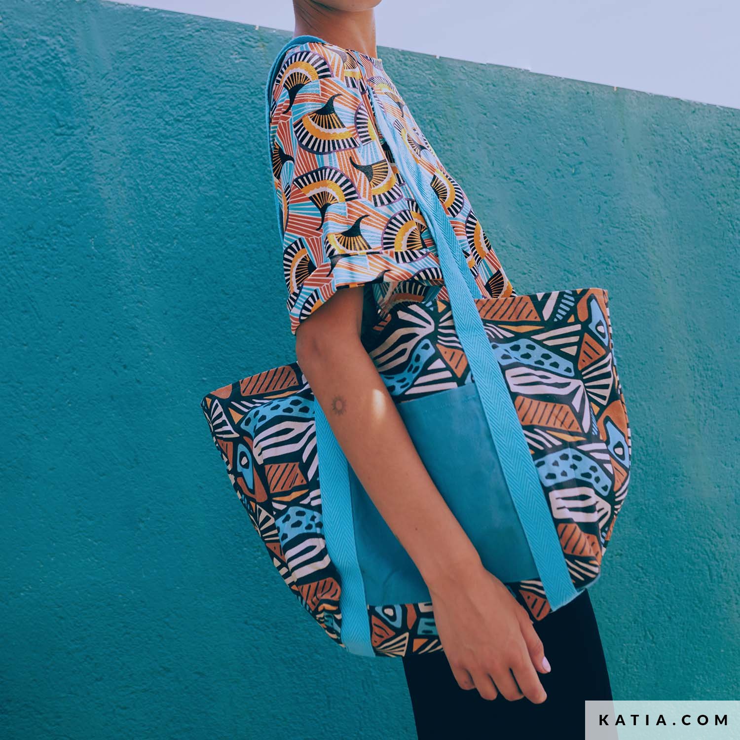 Africa Wax 8-oz Canvas Fabric - | Katia.com