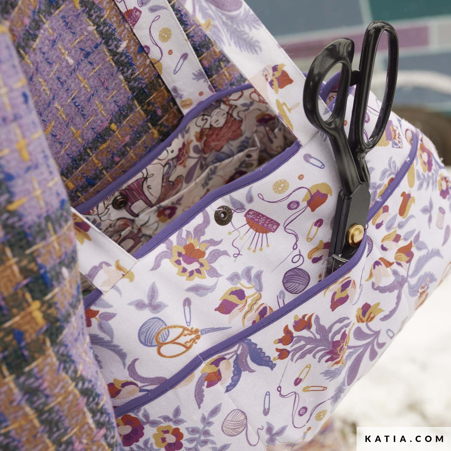 Purple Rights cotton canvas fabric - | Katia.com