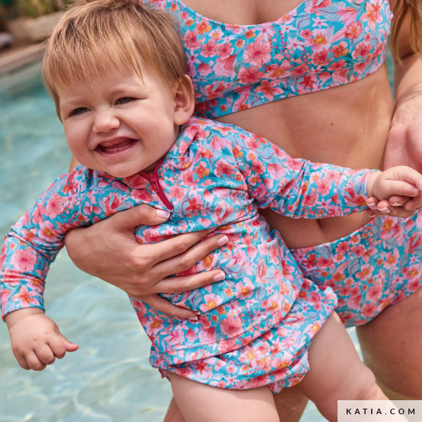 Darwin Flora print swim fabric - Spring / Summer | Katia.com