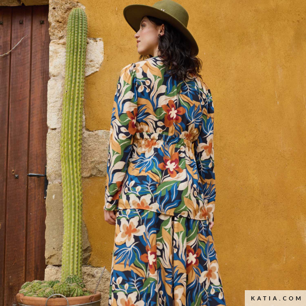 Iguana Leaves Challis Rayon viscose fabric - Spring / Summer | Katia.com