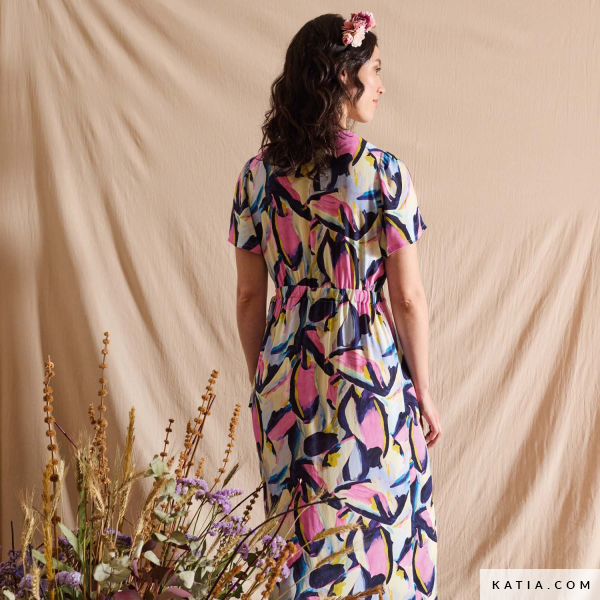 Lilac Butterfly Challis Rayon viscose fabric - Spring / Summer | Katia.com