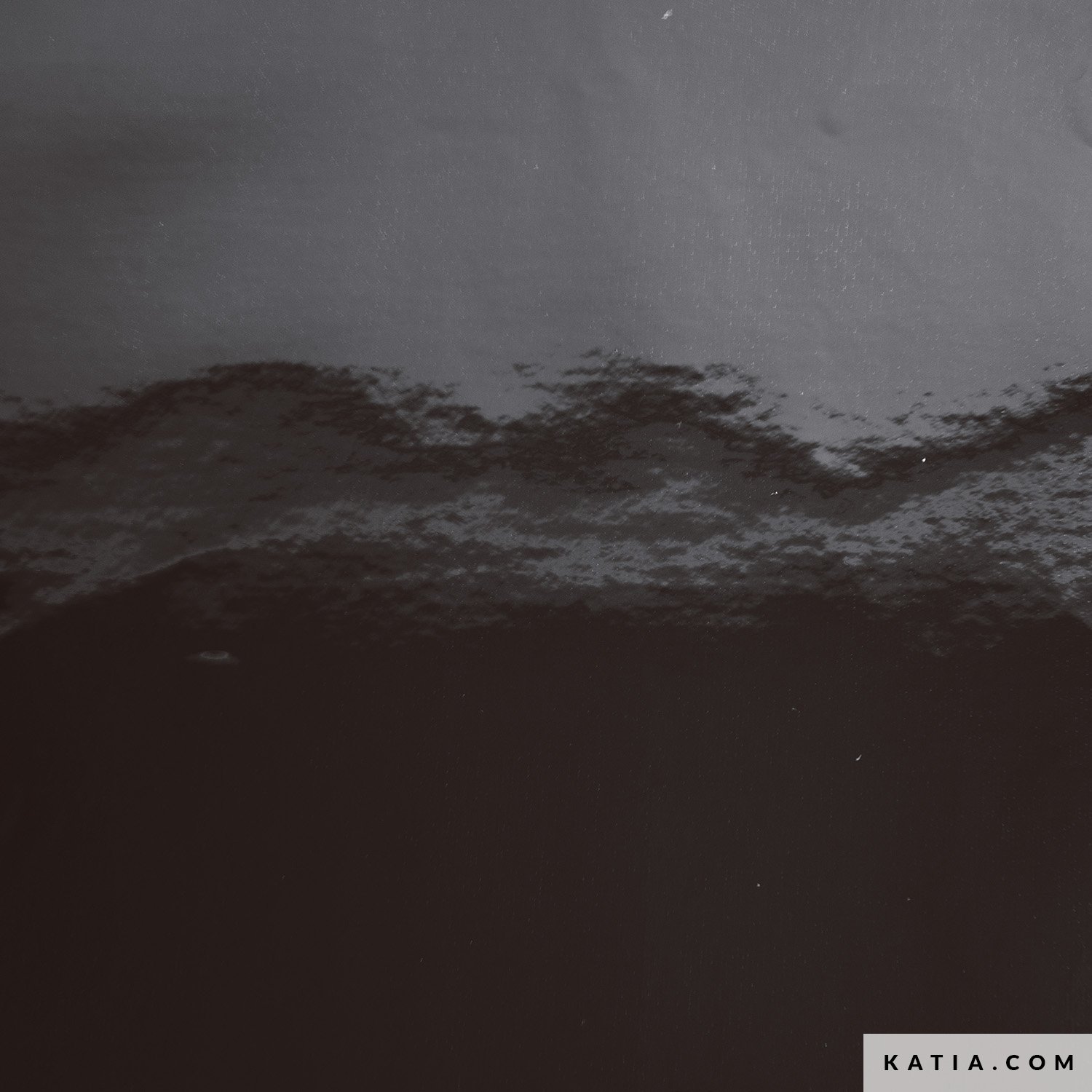 Patent Black TPU Laminated Fabric - Spring / Summer | Katia.com