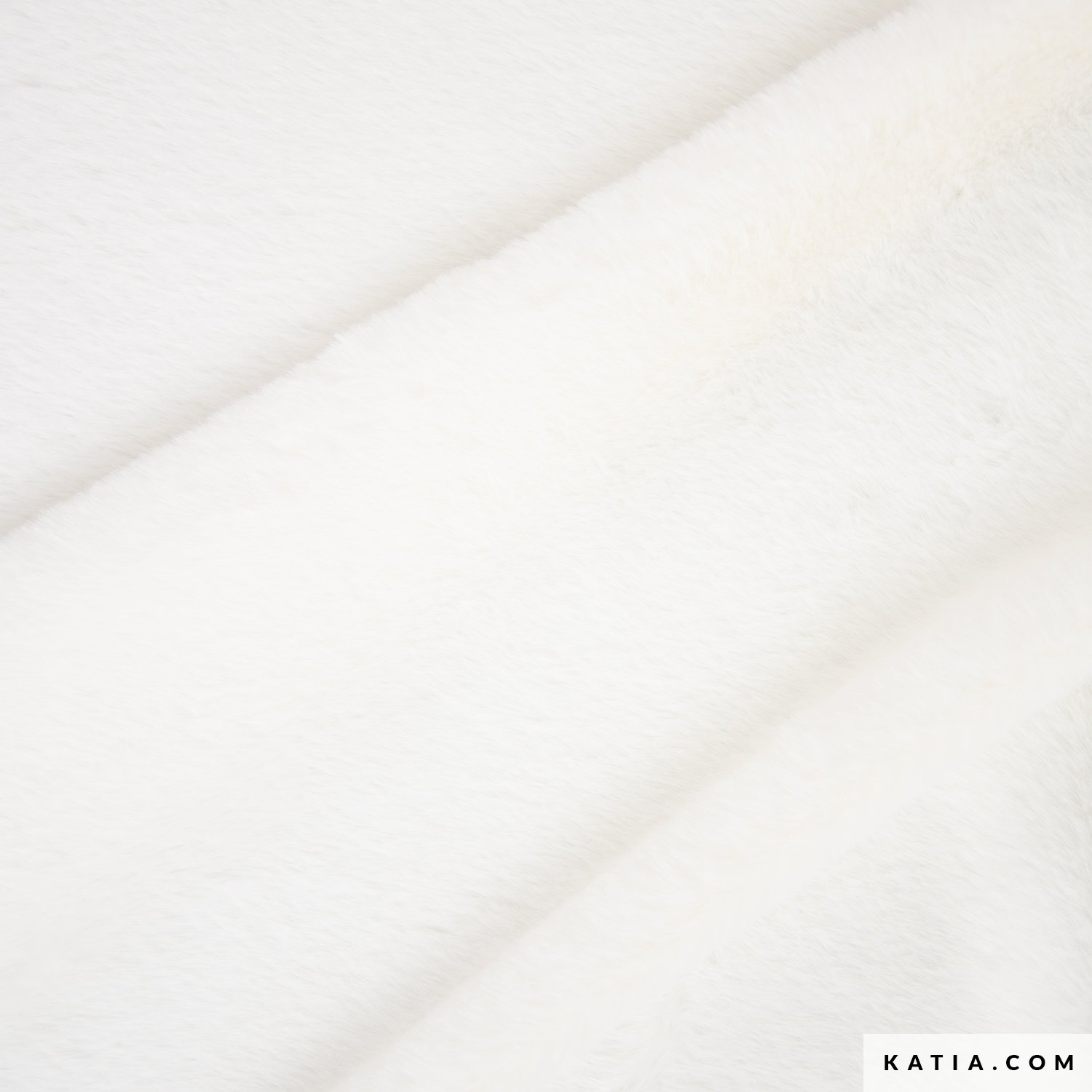 White short-pile faux fur polar fleece fabric - Autumn / Winter | Katia.com