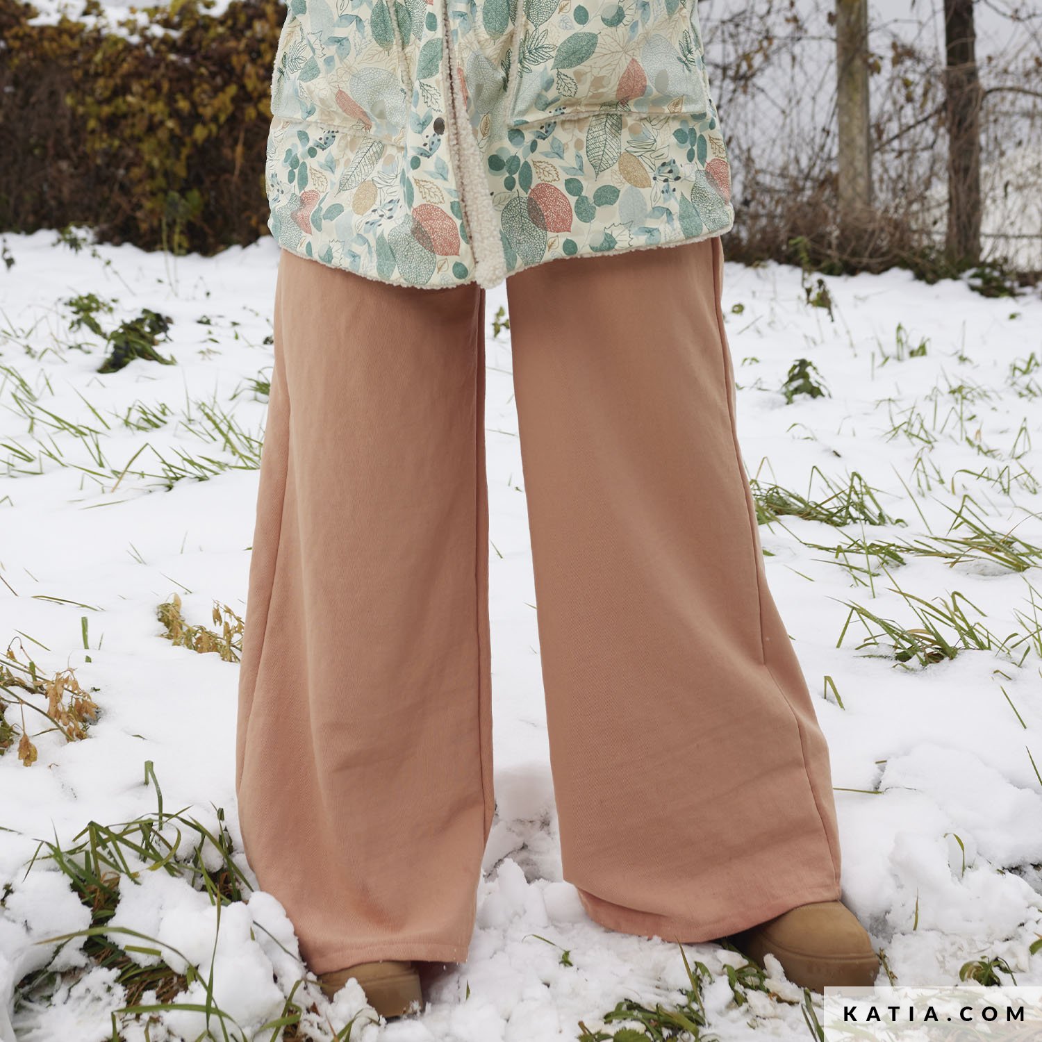 Surf Blue recycled polyester technical fabric - | Katia.com