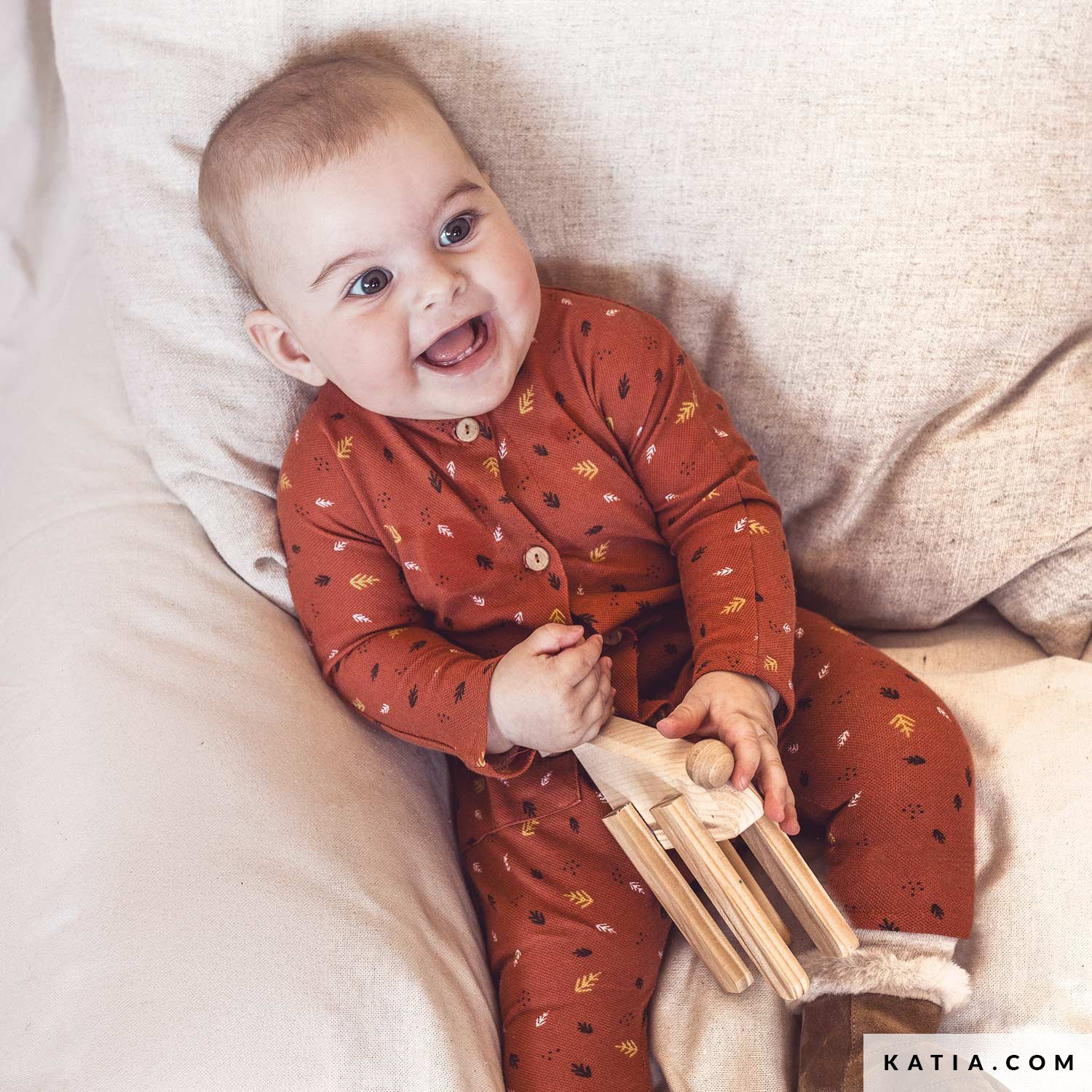 Reindeer Habitat cotton piqué fabric - Autumn / Winter | Katia.com