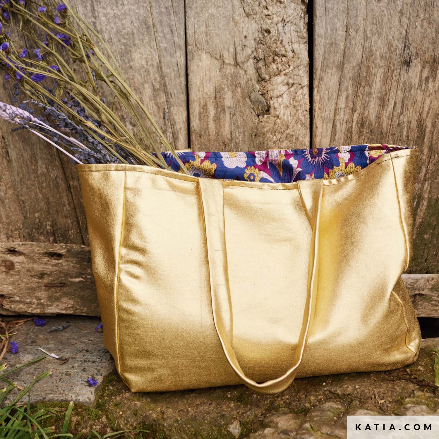 Tela elástica metalizada Gold - | Katia.com
