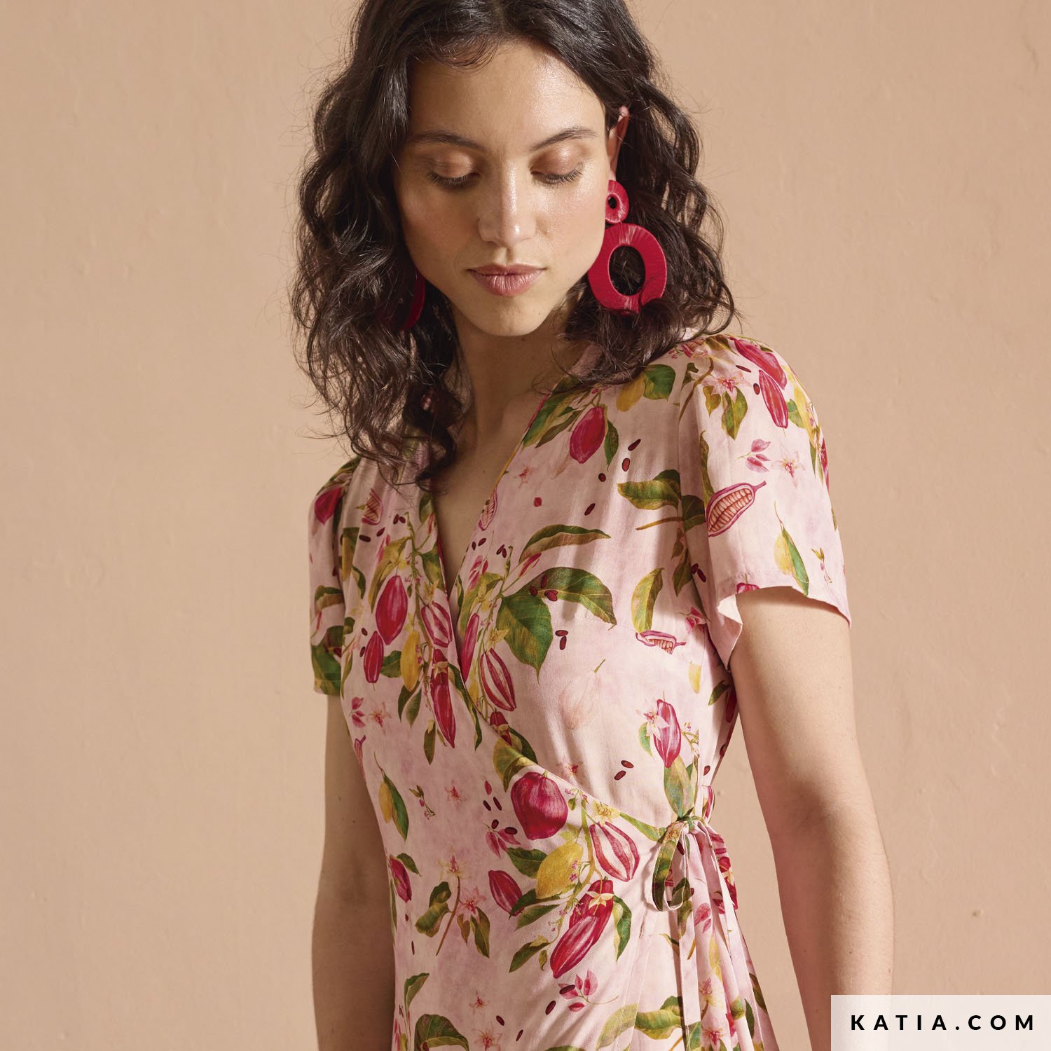 Cocoa Fruit viscose fabric - Spring / Summer | Katia.com