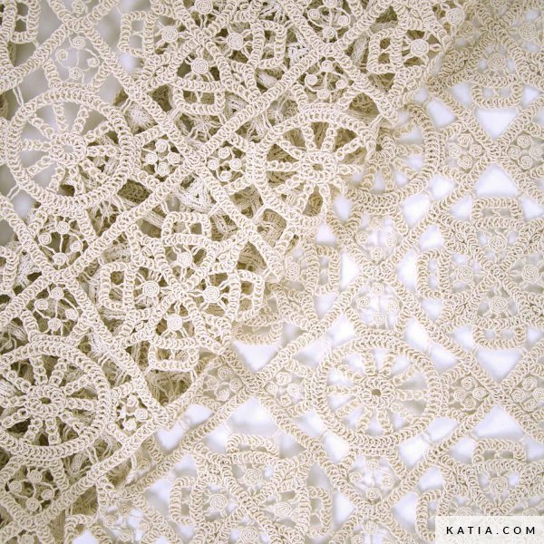 Circular design crochet lace fabric - Spring / Summer | Katia.com